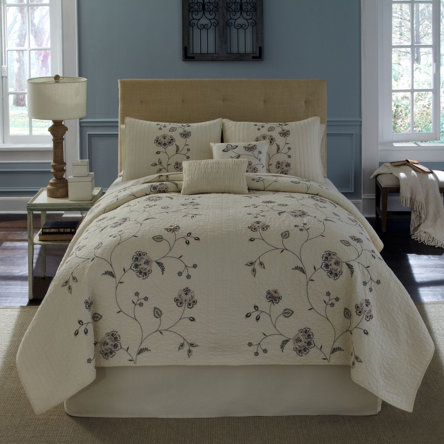 Flowering Vine Quilt Collection by Nostalgia Heirloom ...